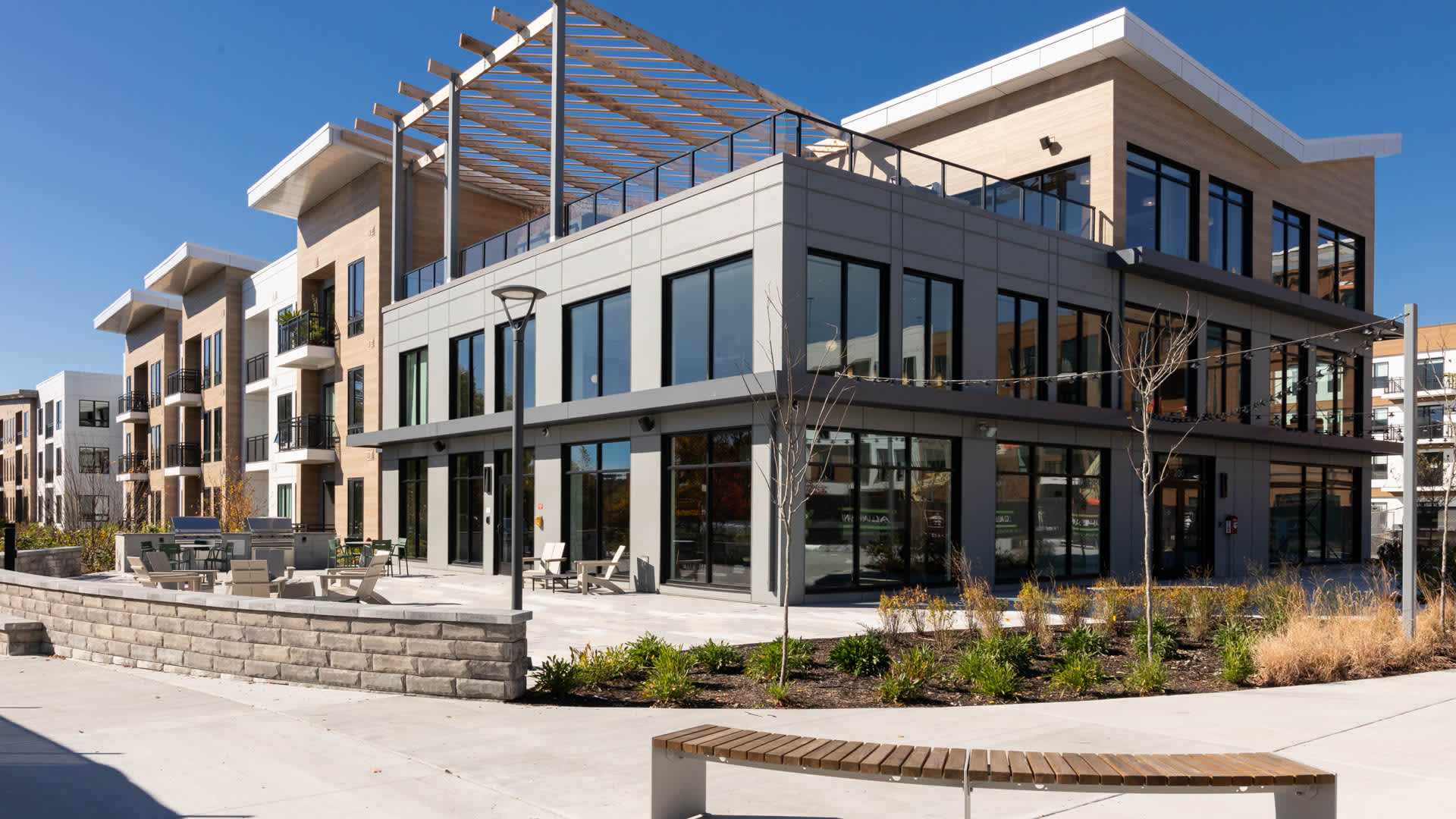 The Basin Apartments in Wakefield, MA | EquityApartments.com